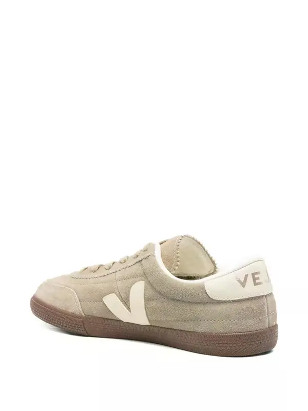 VEJA Panenka Sneakers