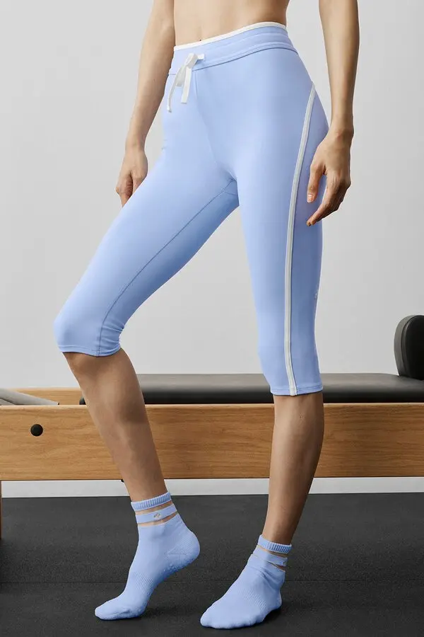Alo Yoga Airbrush High-waist Race Pace Capri Pants - Light Provence Blue/white