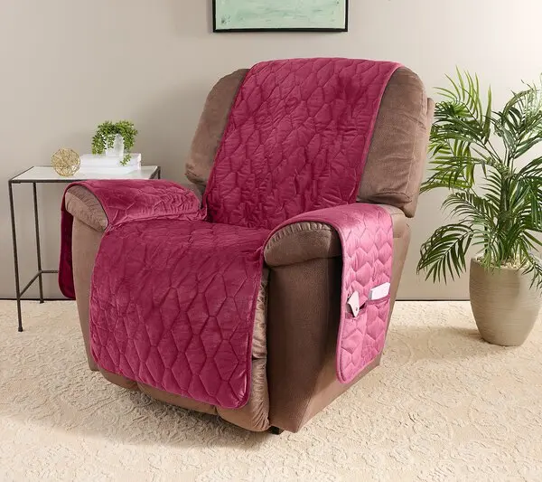 HOME REFLECTIONS Micromink Pin-sonic Quilted Recliner Cover - One-color