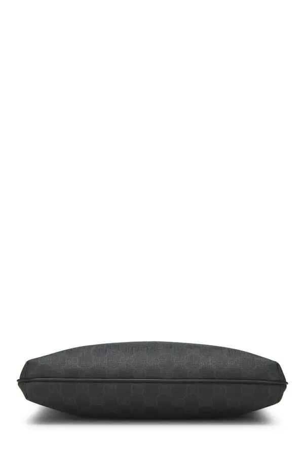 Gucci Gg Supreme Messenger Bag - Black