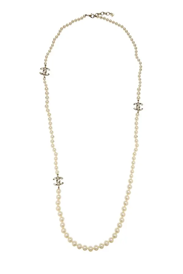 Chanel Faux Pearl 'cc' Crystal Necklace - White
