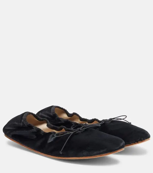 THE ROW Round Velvet Ballet Flats - Black