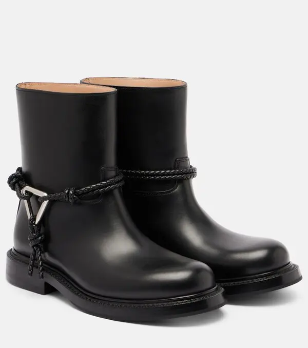 Bottega Veneta Leather Ankle Boots - Black