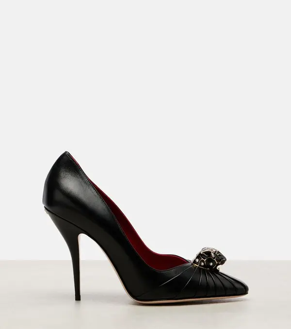 Valentino Garavani Pas De Chat 105 Leather Pumps - Black