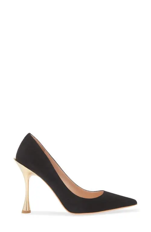 BETZÁBE Thalia Pointed-toe Pump