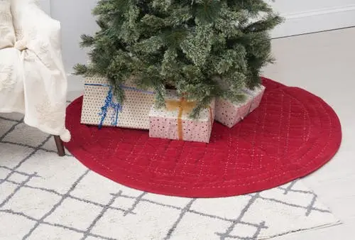 CAROL & FRANK Elliot Ruby Quilted 100% Cotton Christmas Tree Skirt 54