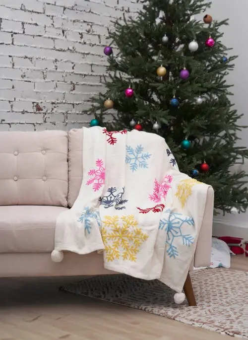 CAROL & FRANK Boho Christmas Throw Blanket