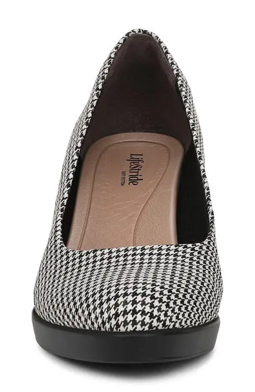 LIFESTRIDE Elevate Platform Pumps - Black/bone