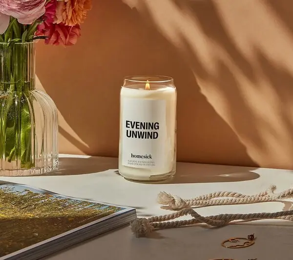 HOMESICK Evening Unwind Candle