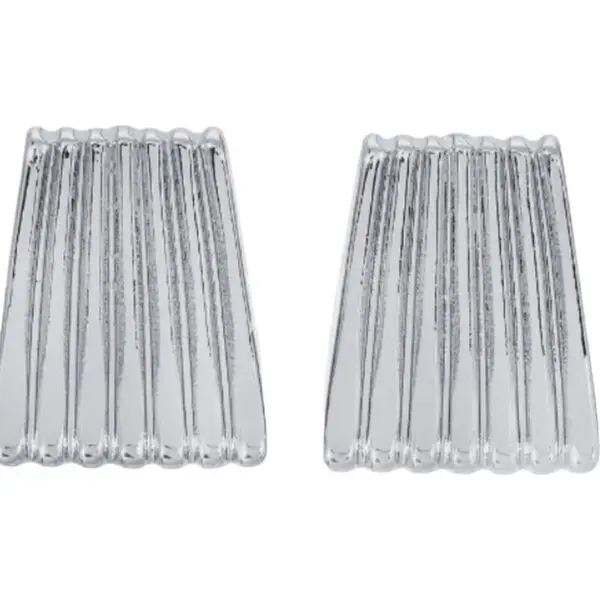 HEAVEN MAYHEM Ribbed Rectangle Earrings - Silver