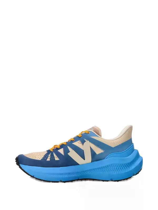VEJA Logo-print Sneakers - Blue