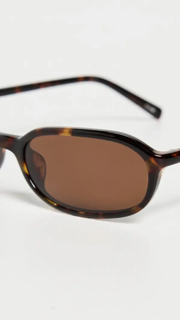 Chimi Edith Rectangular Sunglasses