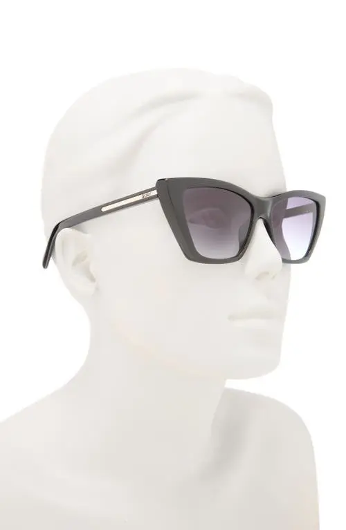 Quay Cat Eye Sunglasses - Black/smoke