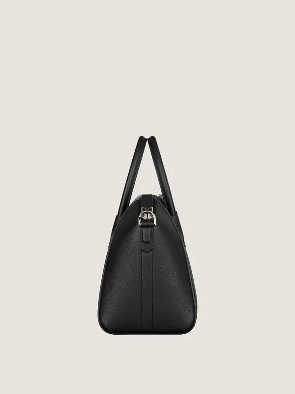Givenchy Small Antigona Bag In Grained Leather