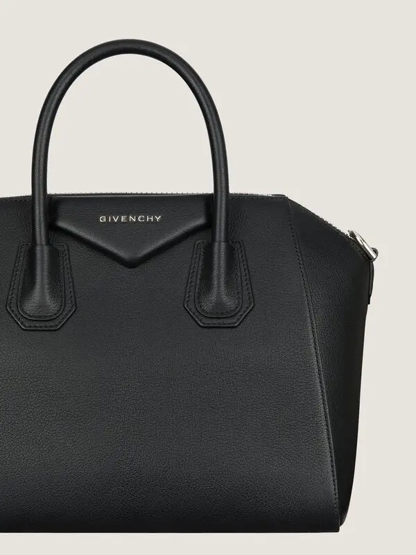 Givenchy Small Antigona Bag In Grained Leather