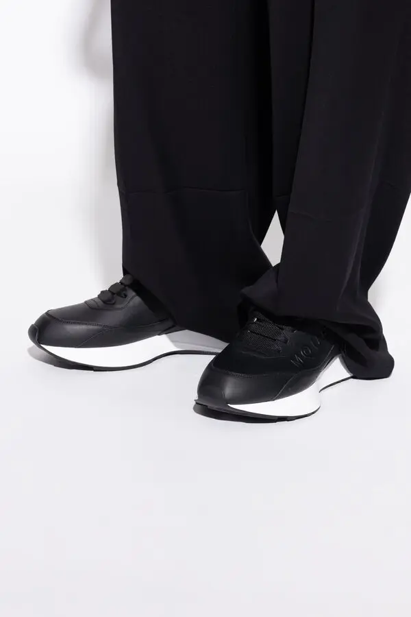 Alexander McQueen Sports Shoes With Logo - Black