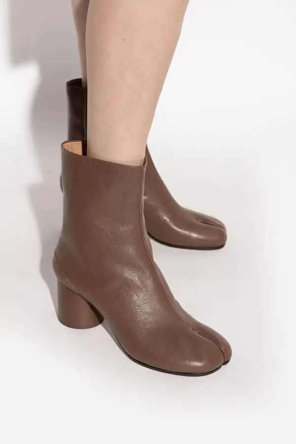 MAISON MARGIELA Leather Tabi Ankle Boots