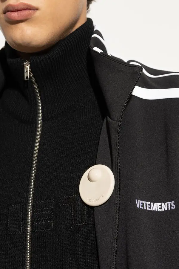 Vetements Logo Brooch - Beige