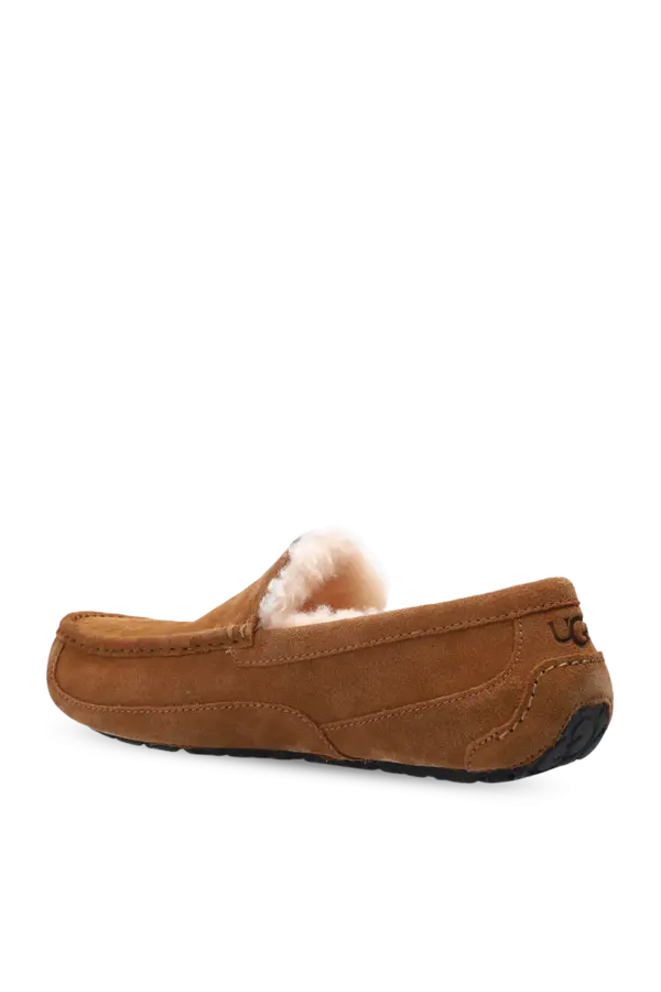 UGG M Ascot Suede Moccasins With Shearling Lining