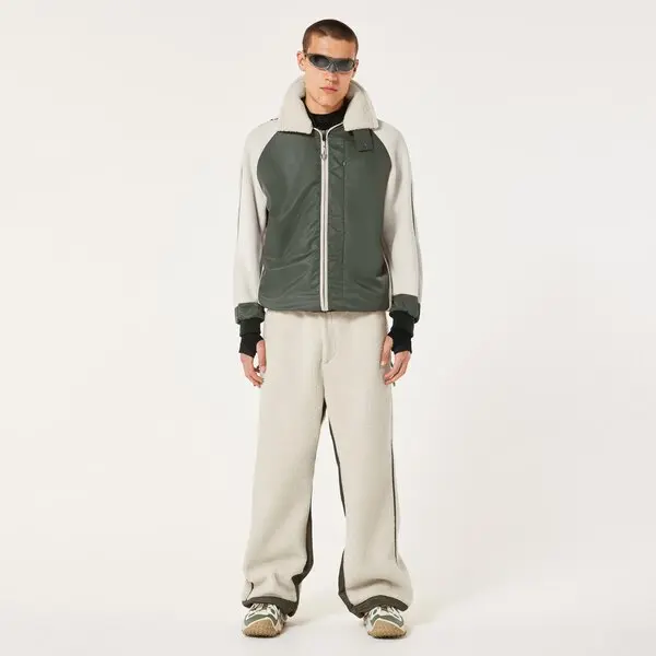 Oakley Latitude Soar Sherpa Bomber Jacket