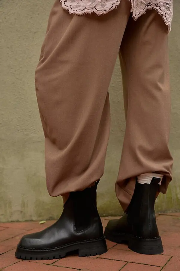 Free People Tried And True Chelsea Boots - Black