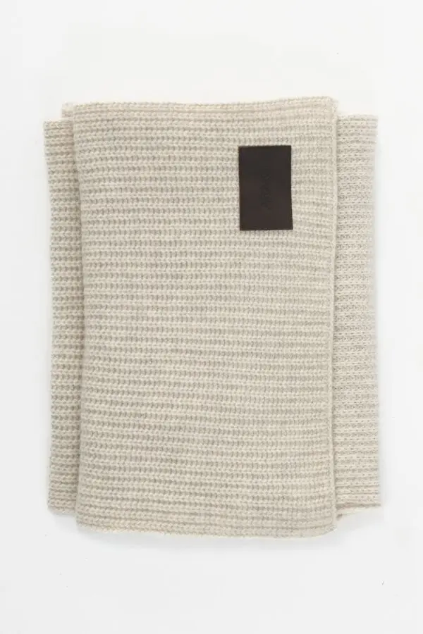 Arakii Heavy Knit Frill Merino Wool Scarf