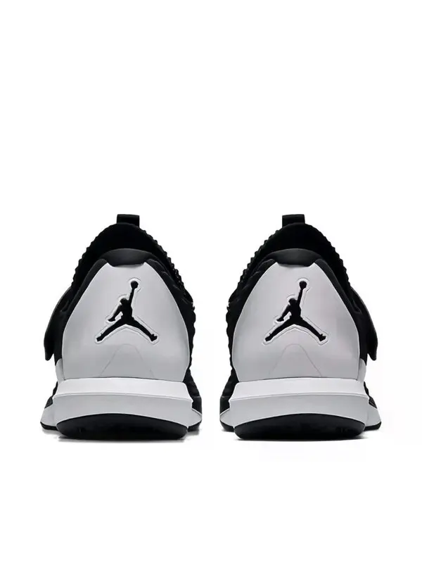 Nike Air Jordan 3 Sneakers - Black