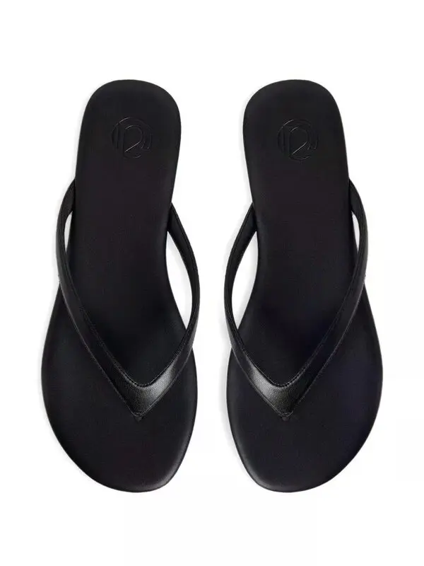 12 STOREEZ Leather Flip-flops