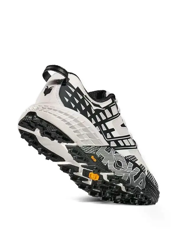 HOKA Speedgoat 2 Sneakers
