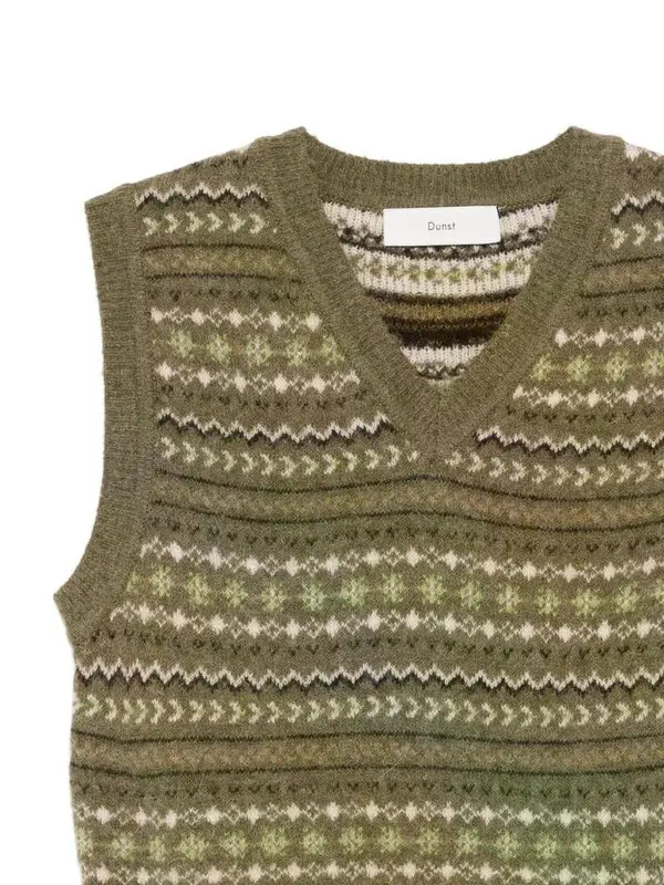 DUNST V-neck Sleeveless Sweater