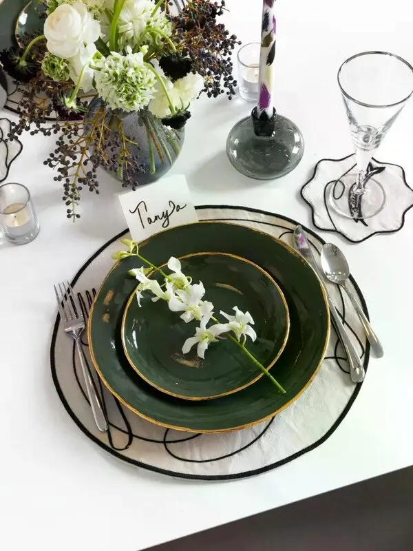 MISETTE Line Drawing Linen Coasters - Neutrals