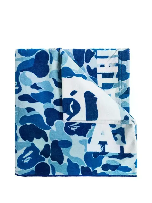 A BATHING APE® Camouflage-pattern Towel - Blue