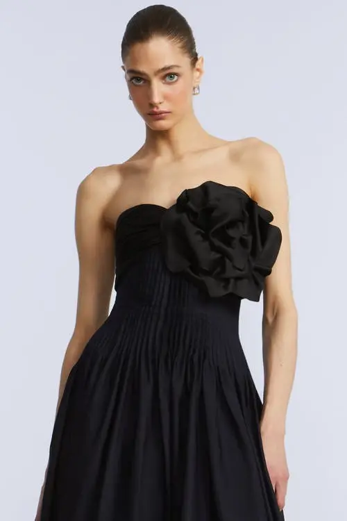 Bcbgmaxazria Taffeta High-low Gown With Floral Appliqu