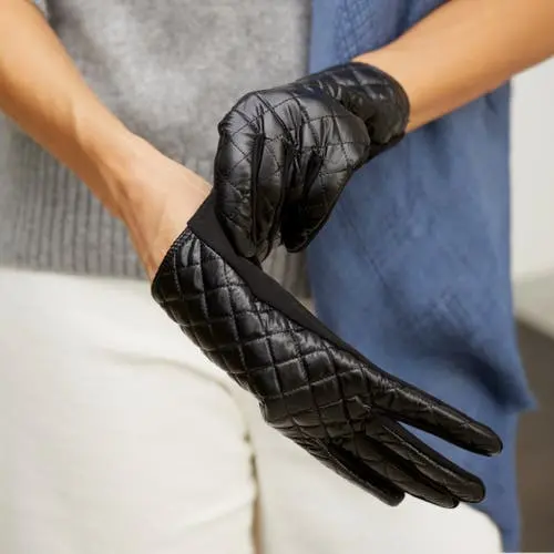 YOUZEY Quilted Gloves