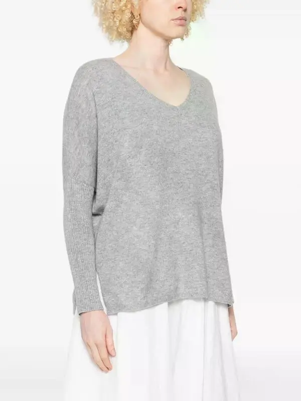 GOTHA V-neck Long Sleeve Sweater