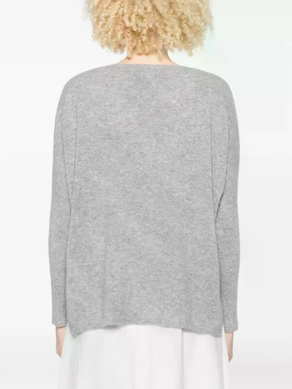 GOTHA V-neck Long Sleeve Sweater