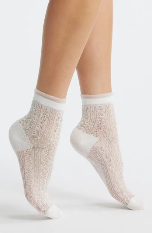 STEMS Misi Quarter Socks - White