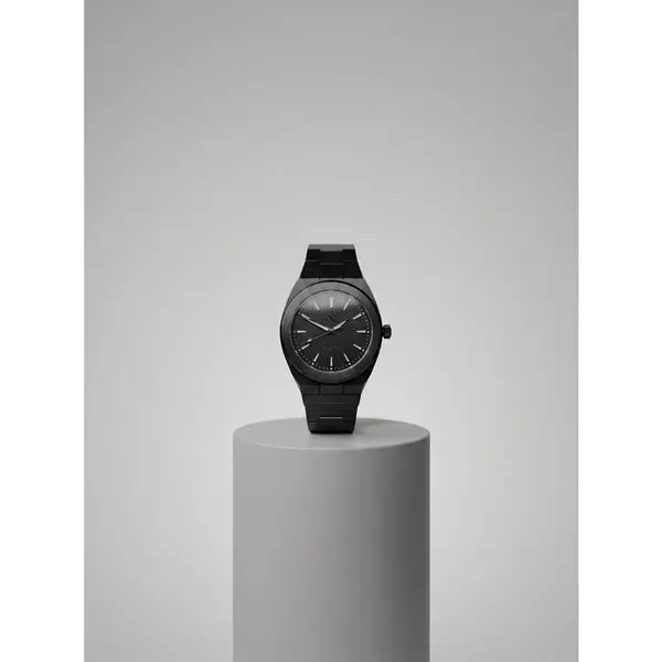 NCMPRBL Elevate Link Phantom Swiss Quartz Bracelet Watch - Black/silver