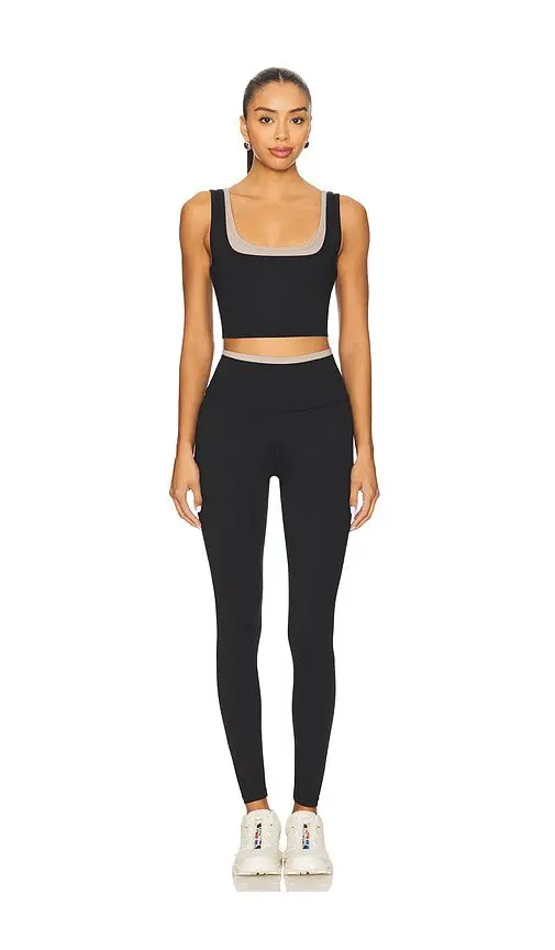 WELLBEING + BEINGWELL Flowwell Rainey Tank