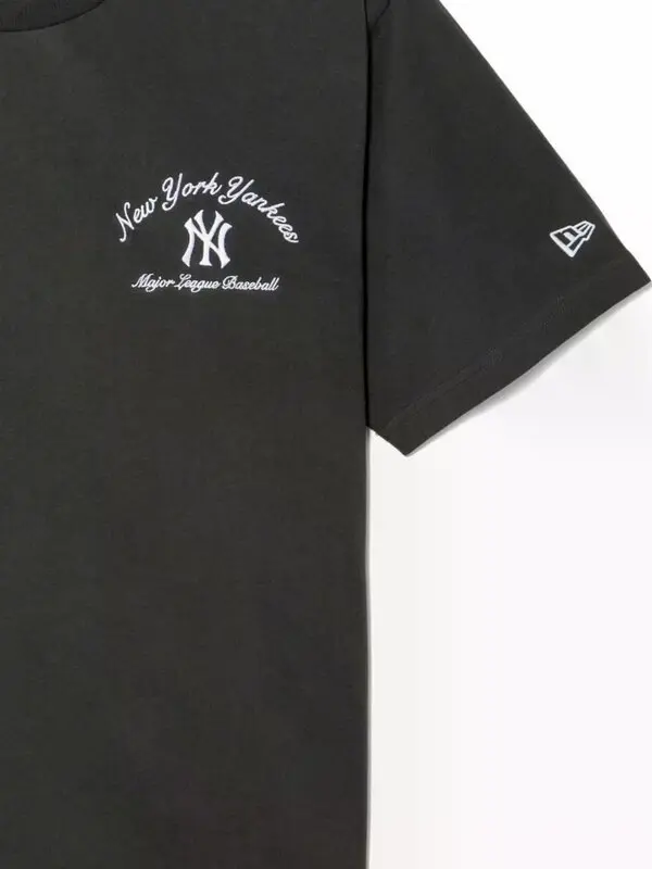 New Era X Mlb Logoed T-shirt