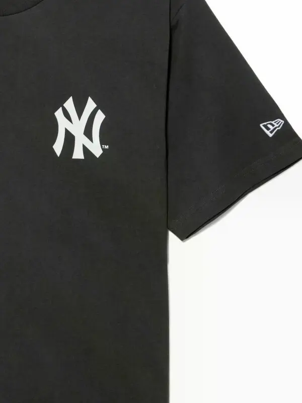 New Era X Mlb Logoed T-shirt