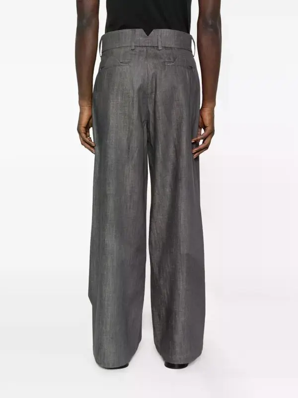 LABRUM Pleated Pocket Pants