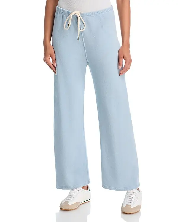 The Great. The Lap Cropped Flare Sweatpants - Whisper Blue