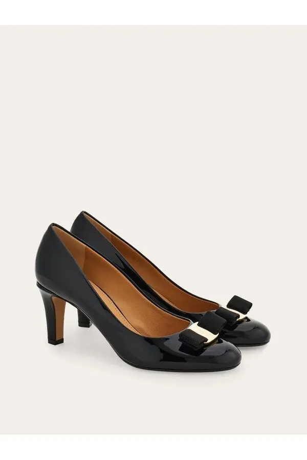FERRAGAMO Vara Bow Pump - Black