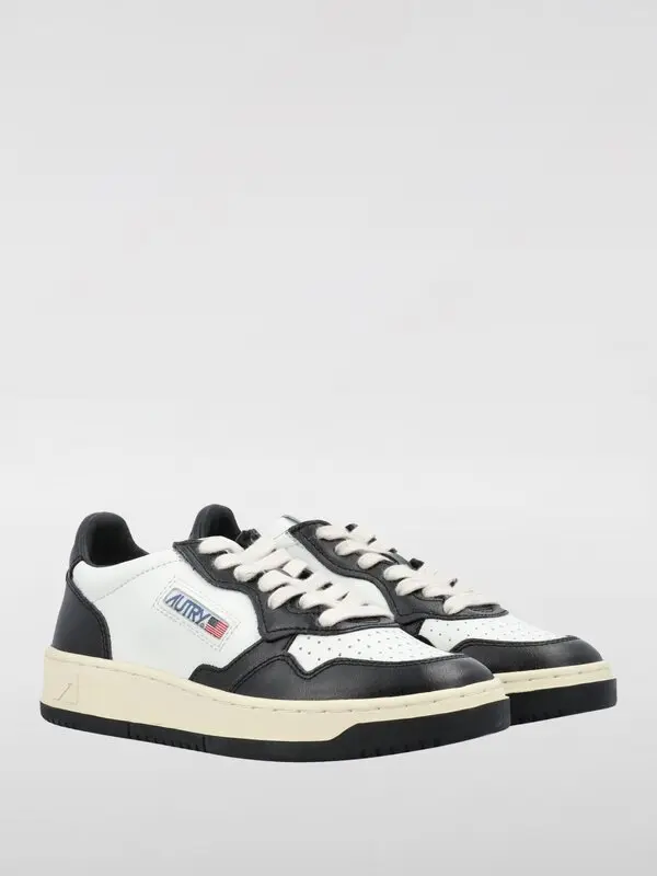 AUTRY Low Top Sneakers - White