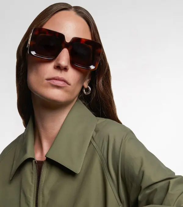Loewe Anagram Oversized Square Sunglasses - Brown