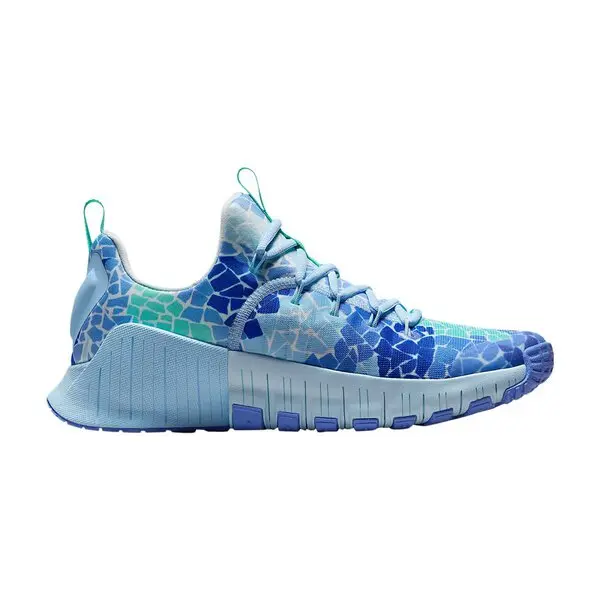 Nike Free Metcon Amp Sneakers