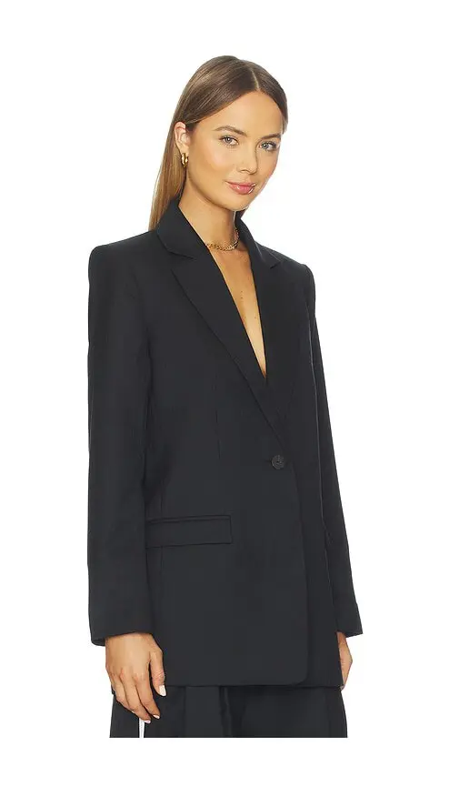ST. AGNI Split Back Blazer