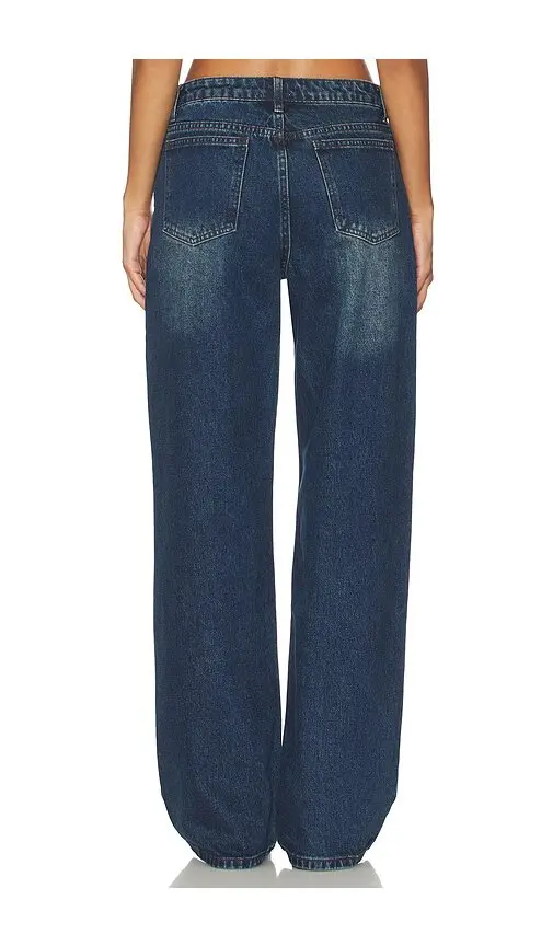 Superdown Caroline Jean
