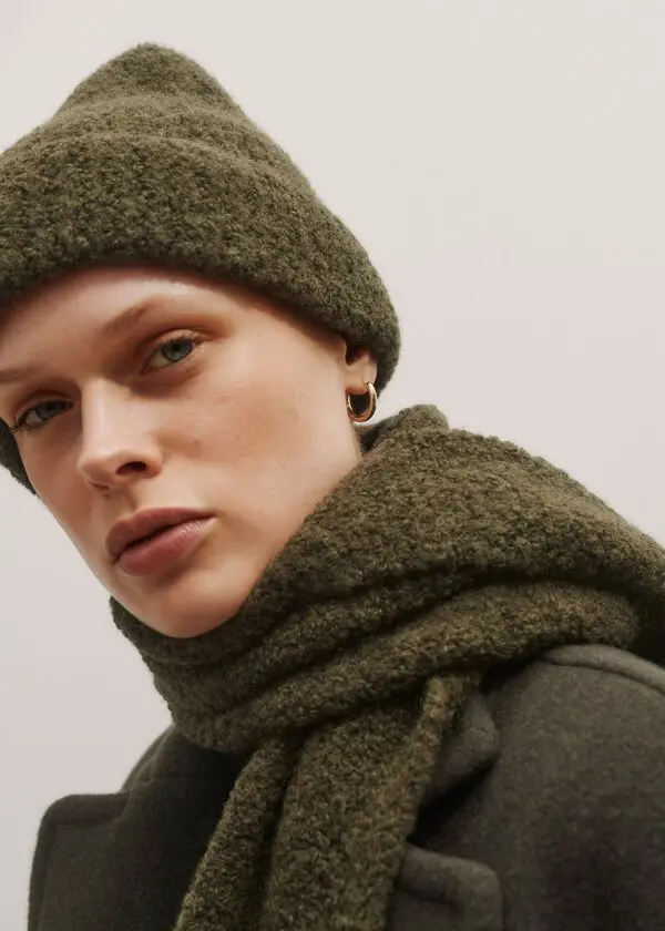 ME+EM Merino Wool Bouclé Beanie - Intense Olive